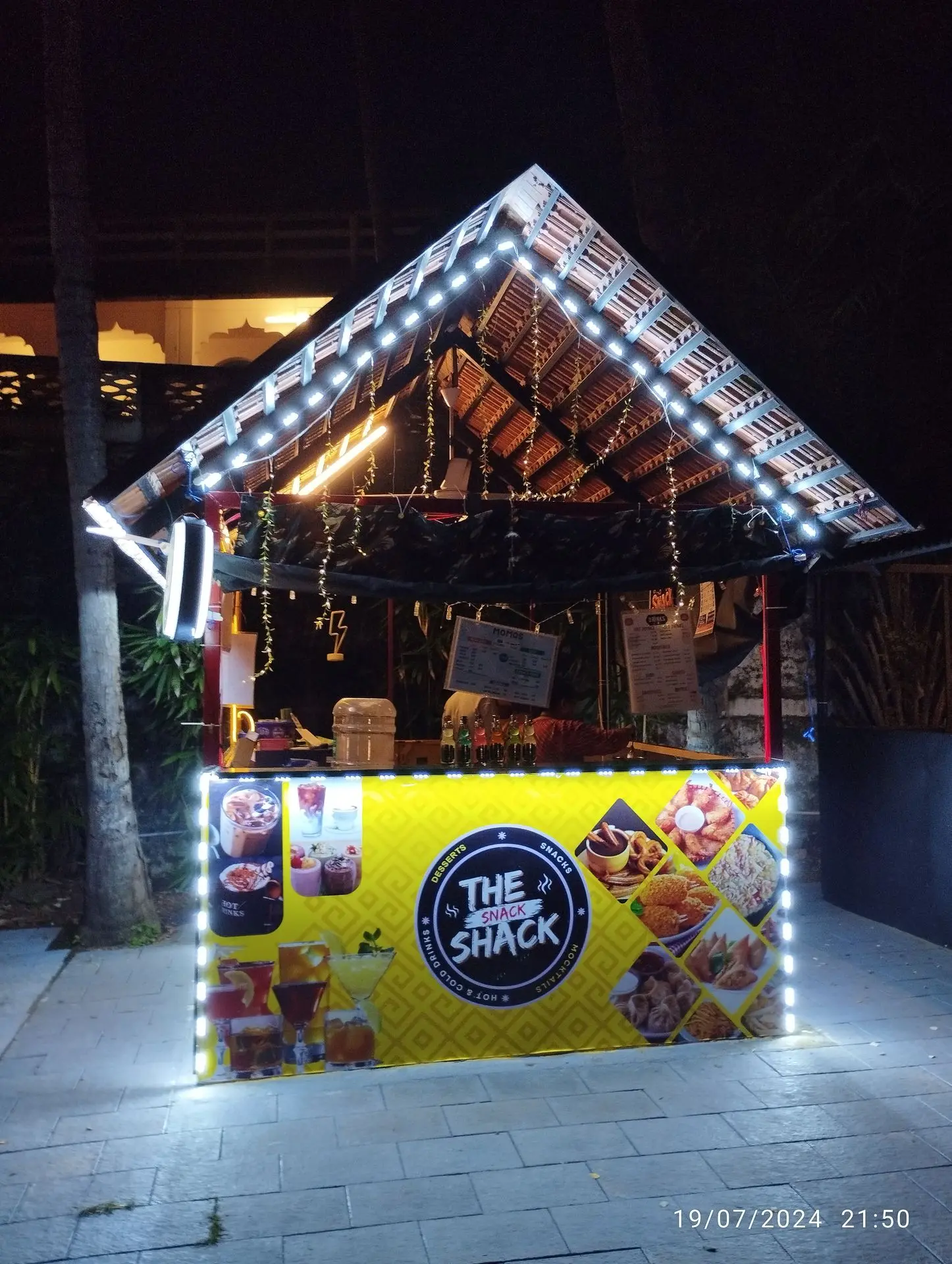 Home | THE SNACK SHACK